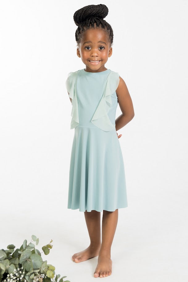 Little Amber – Basic Essential