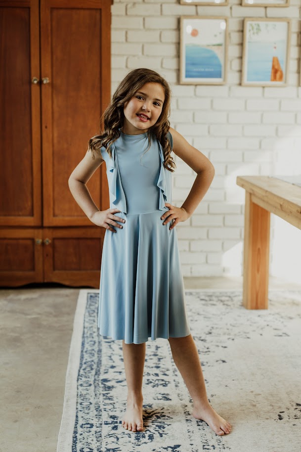 Little Amber – Basic Essential