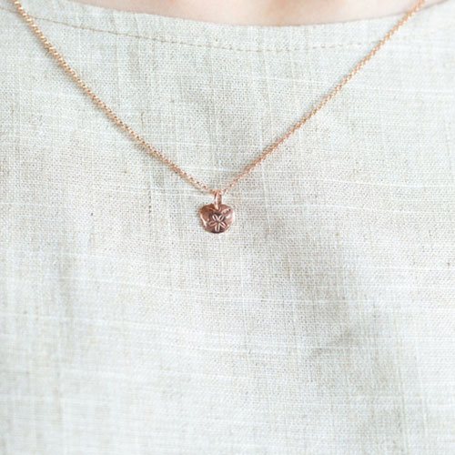 Small Pansy Rose Charm – Basic Essential